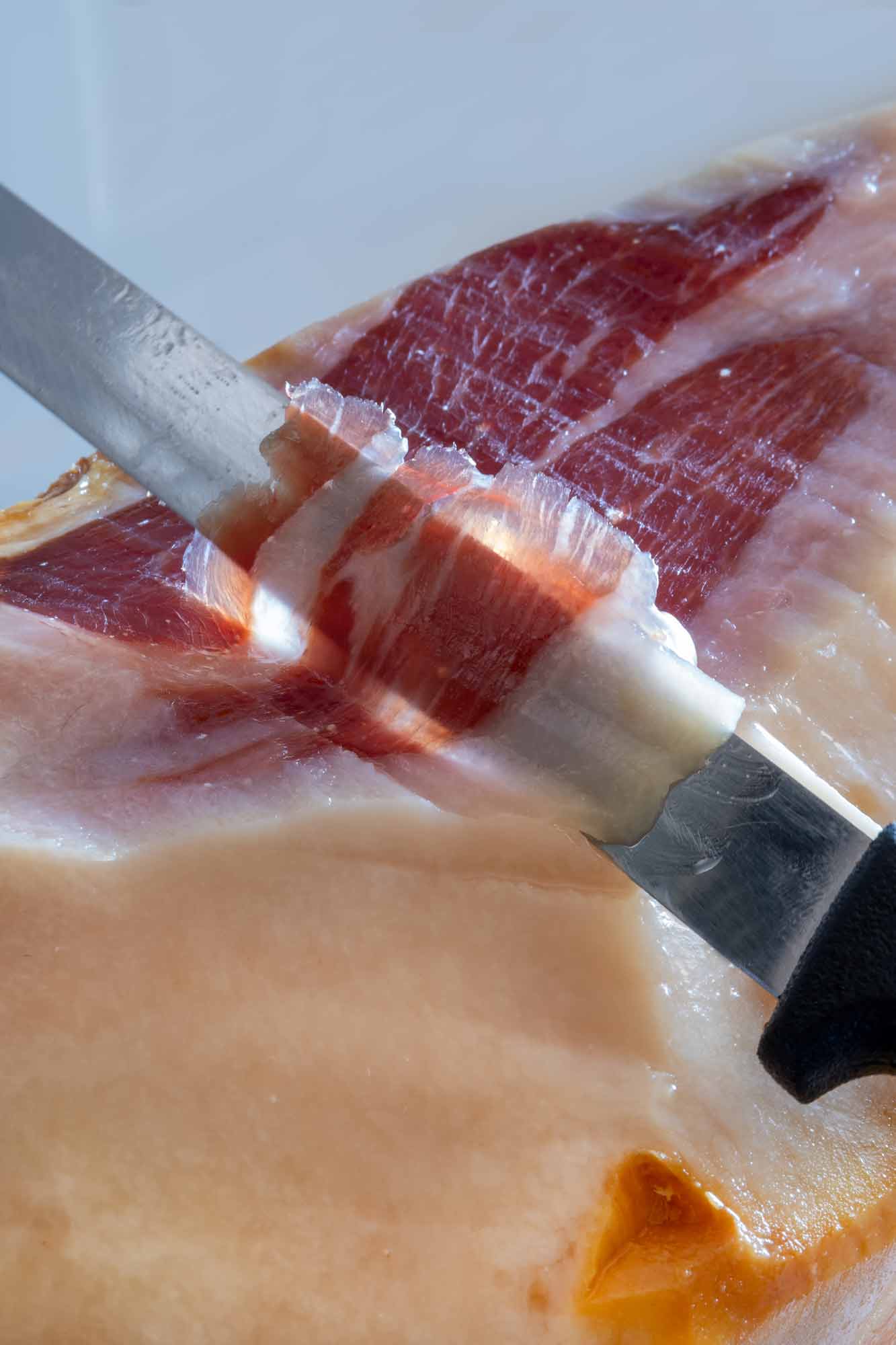 Cata de Jamón Ibérico en Casa: ¿Cómo prepararla? - Mencas