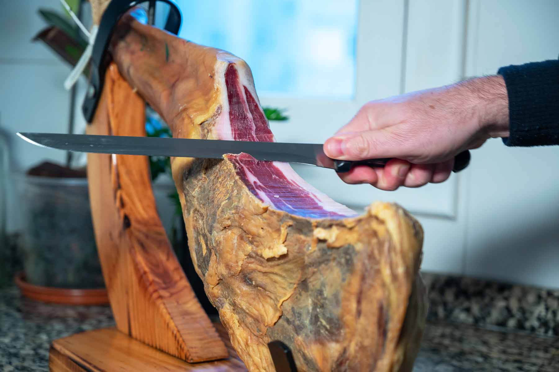 Cata de Jamón Ibérico en Casa: ¿Cómo prepararla? - Mencas